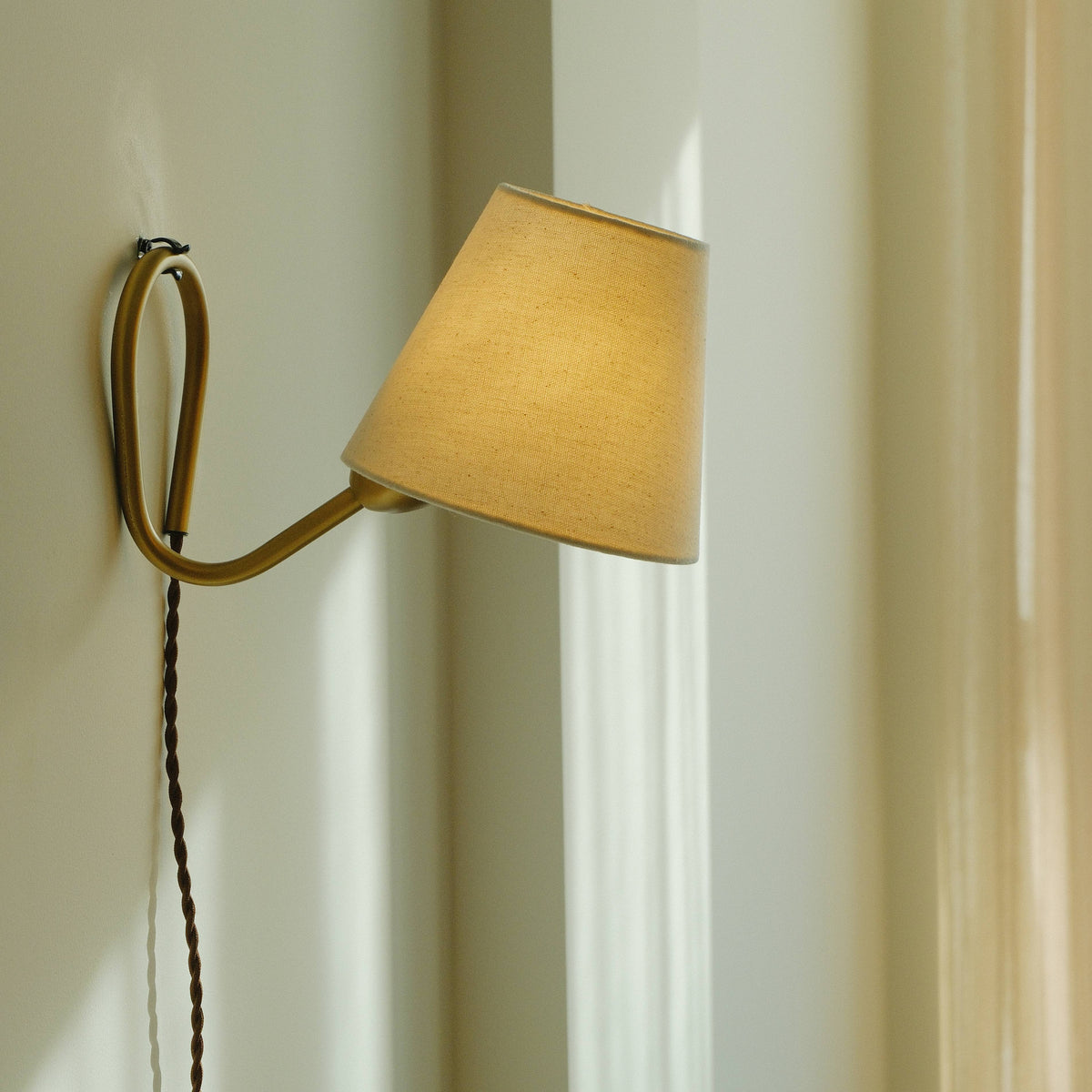 Ohook Wall Lamp / Table Lamp – Vintage Design, Adjustable Brass Wall L